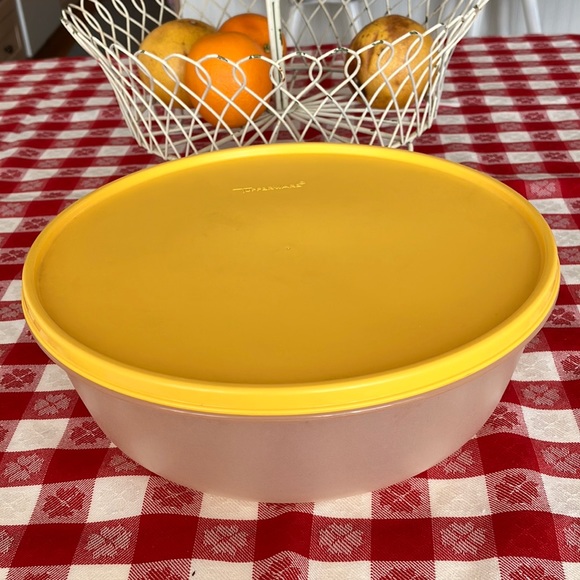 Tupperware | Kitchen | Vintage Yellow Tupperware Slicer Bowl Lid Set ...